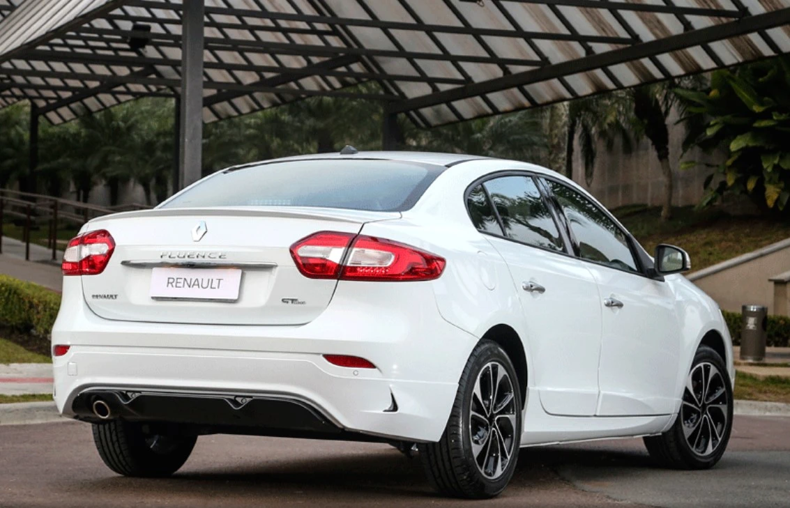Usado novo: o injustiçado Renault Fluence | Webmotors