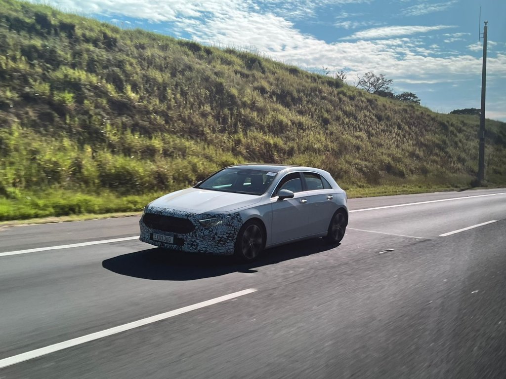 Vídeo: Mercedes-AMG CLA 45 S tem motor 2.0 turbo de 421 cv | Webmotors