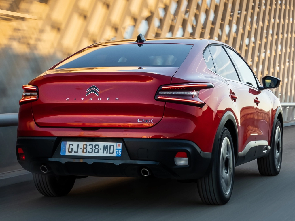 Citroën pode ter seu próprio "Fastback" elétrico