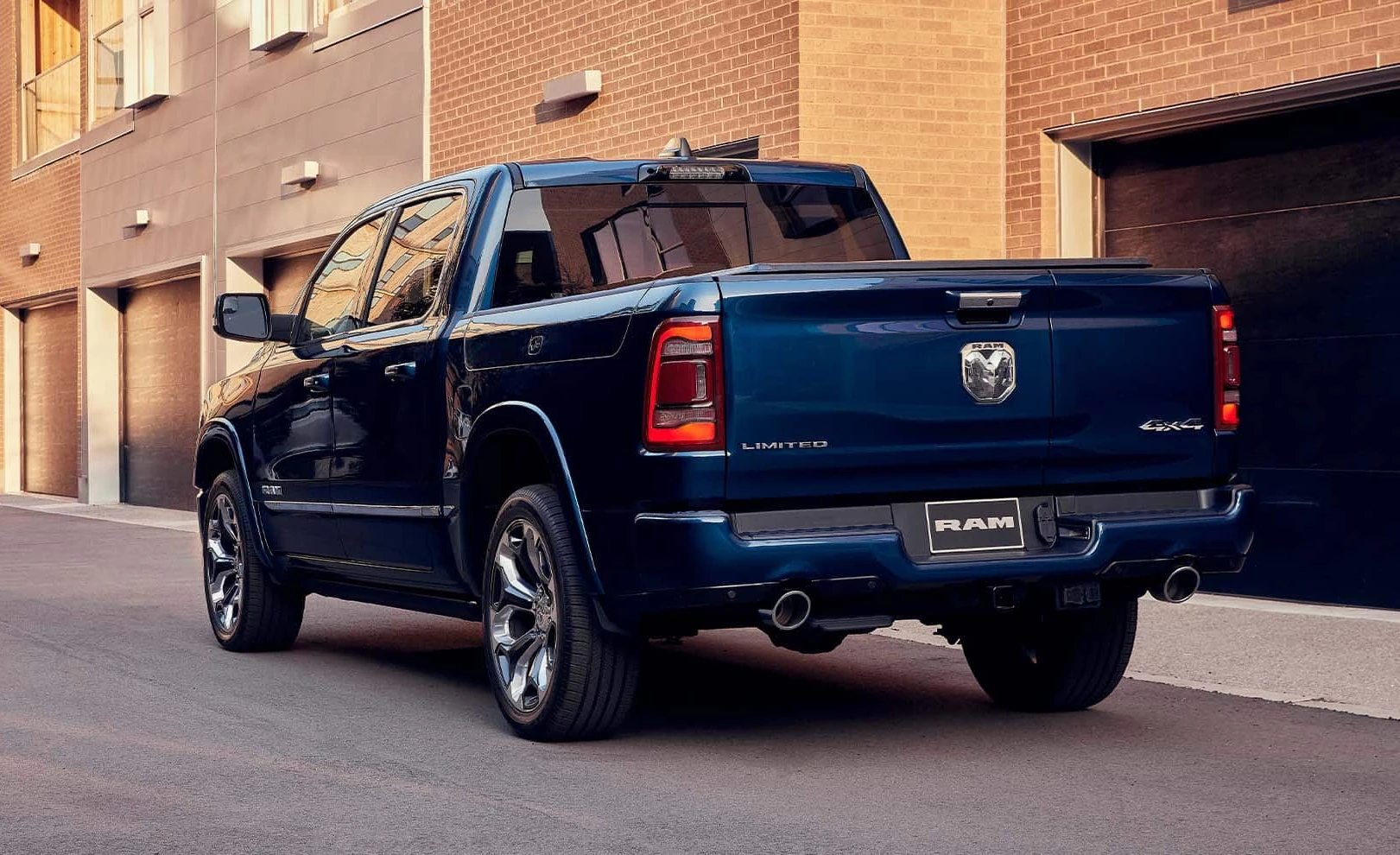 Ram 1500 Limited 2023: motor, dimensões e itens de série | Webmotors