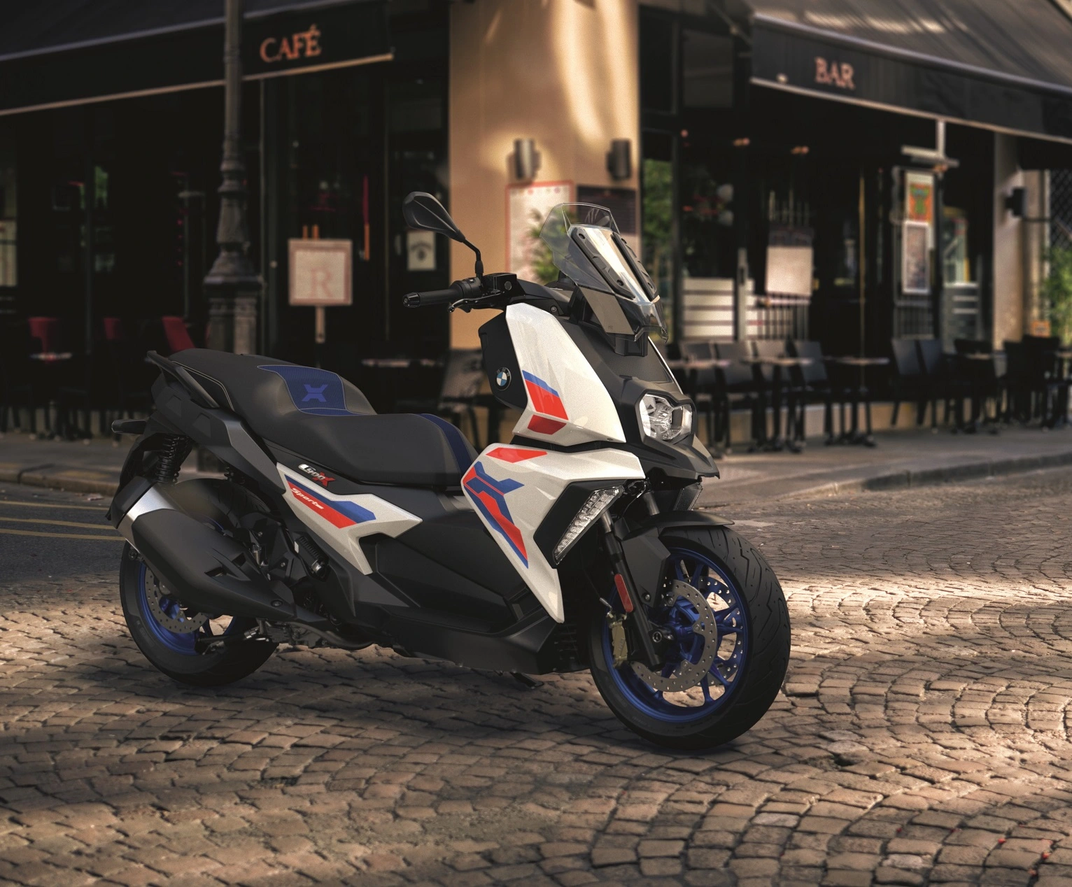 Scooter BMW C 400 X chegará ao Brasil em junho