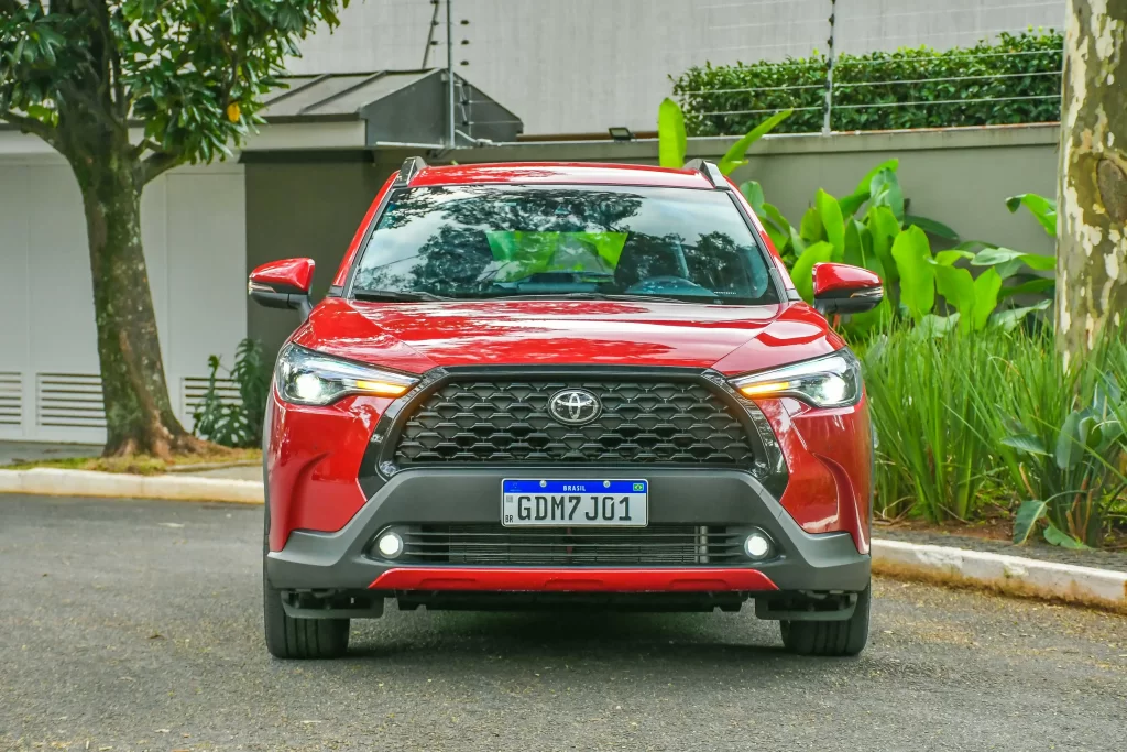 Já mudou? Toyota SW4 2024 ganha nova versão SRX Platinum