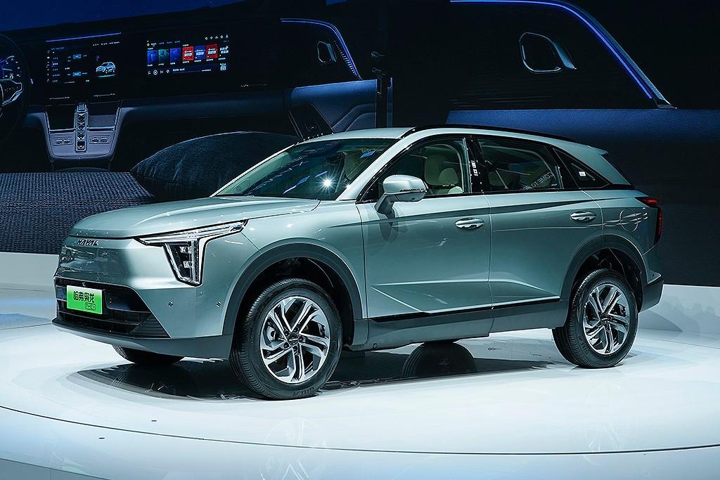 Veja o novo visual do SUV híbrido que desbancou o Corolla Cross em vendas no Brasil