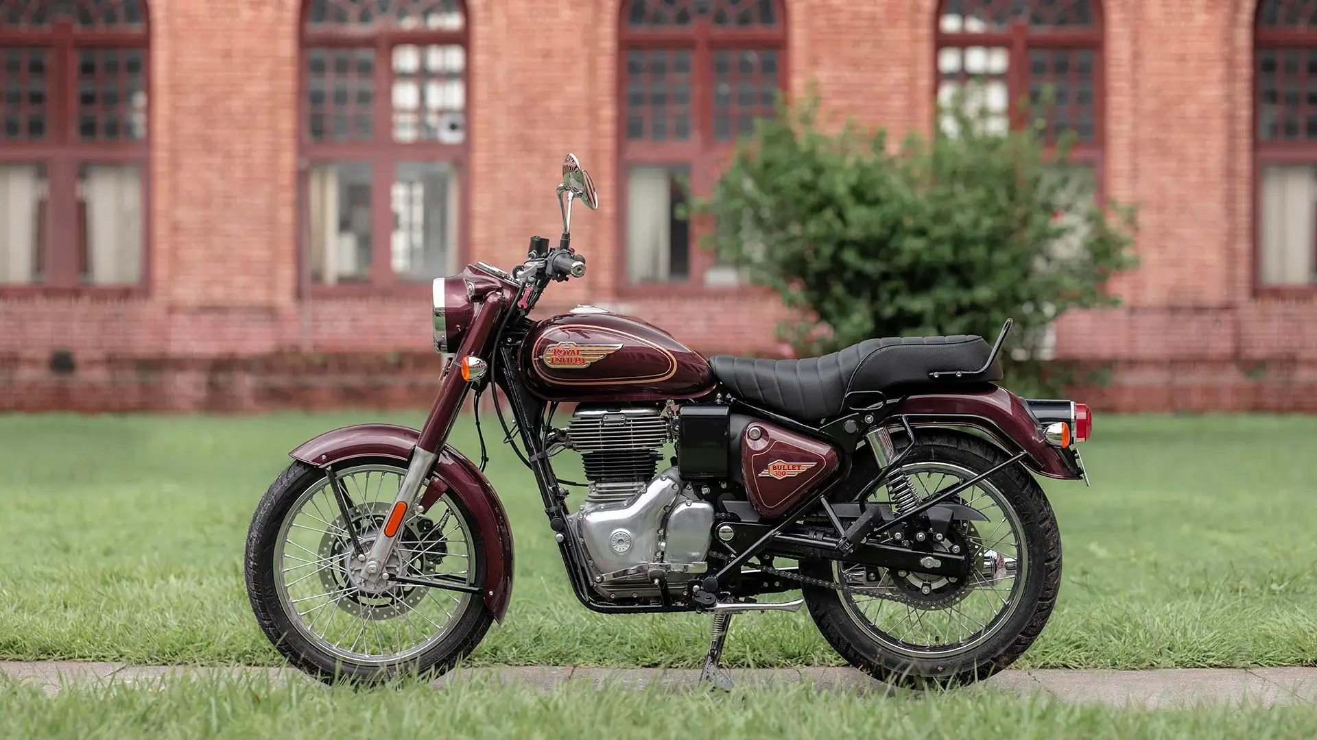 Royal Enfield lança mais uma moto com 350 cm³ | Webmotors