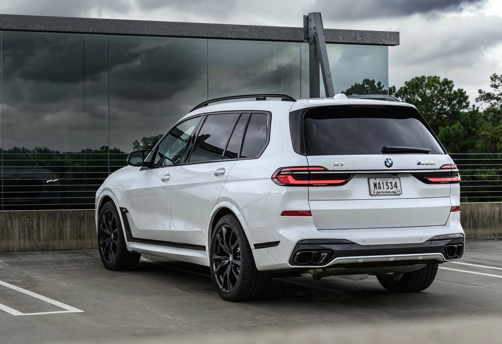 BMW confirma novo X7 no Brasil em outubro | Webmotors