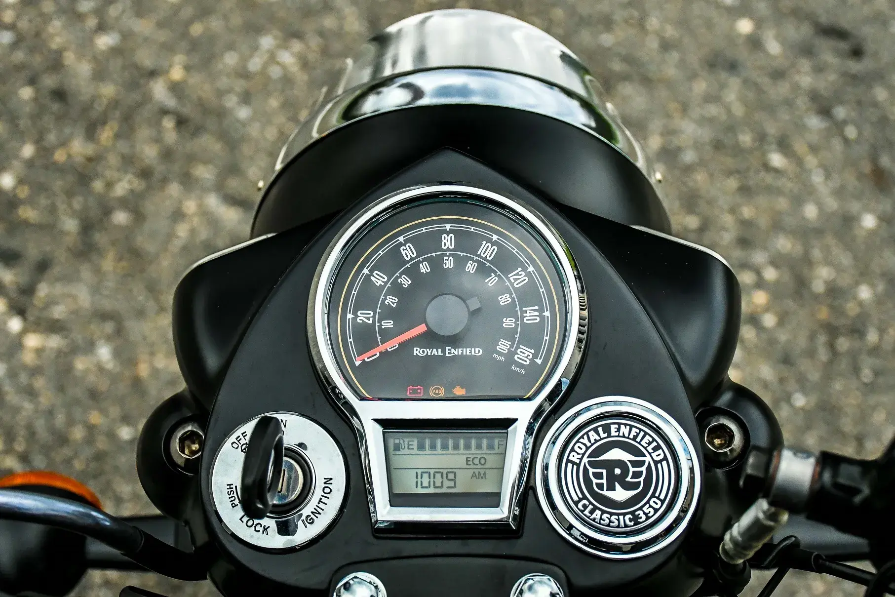 Royal Enfield Classic 350: funcional e acessível | Webmotors