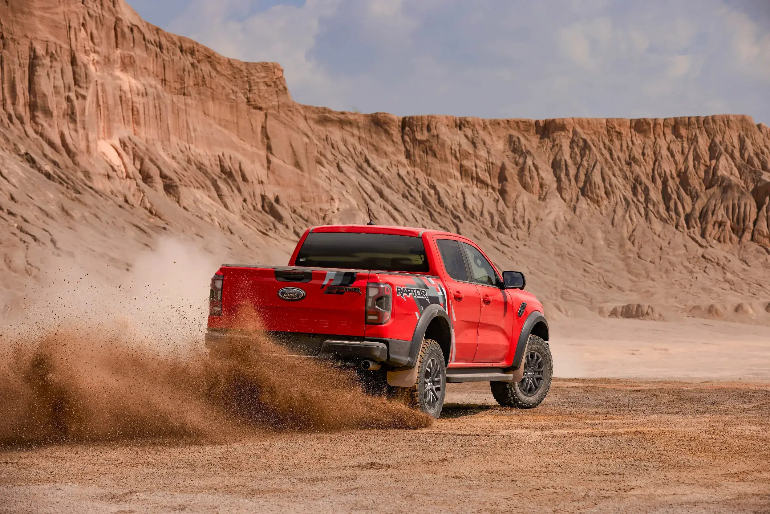 Ford Ranger Raptor 2024 é tudo o que você nunca imaginou; duvida?