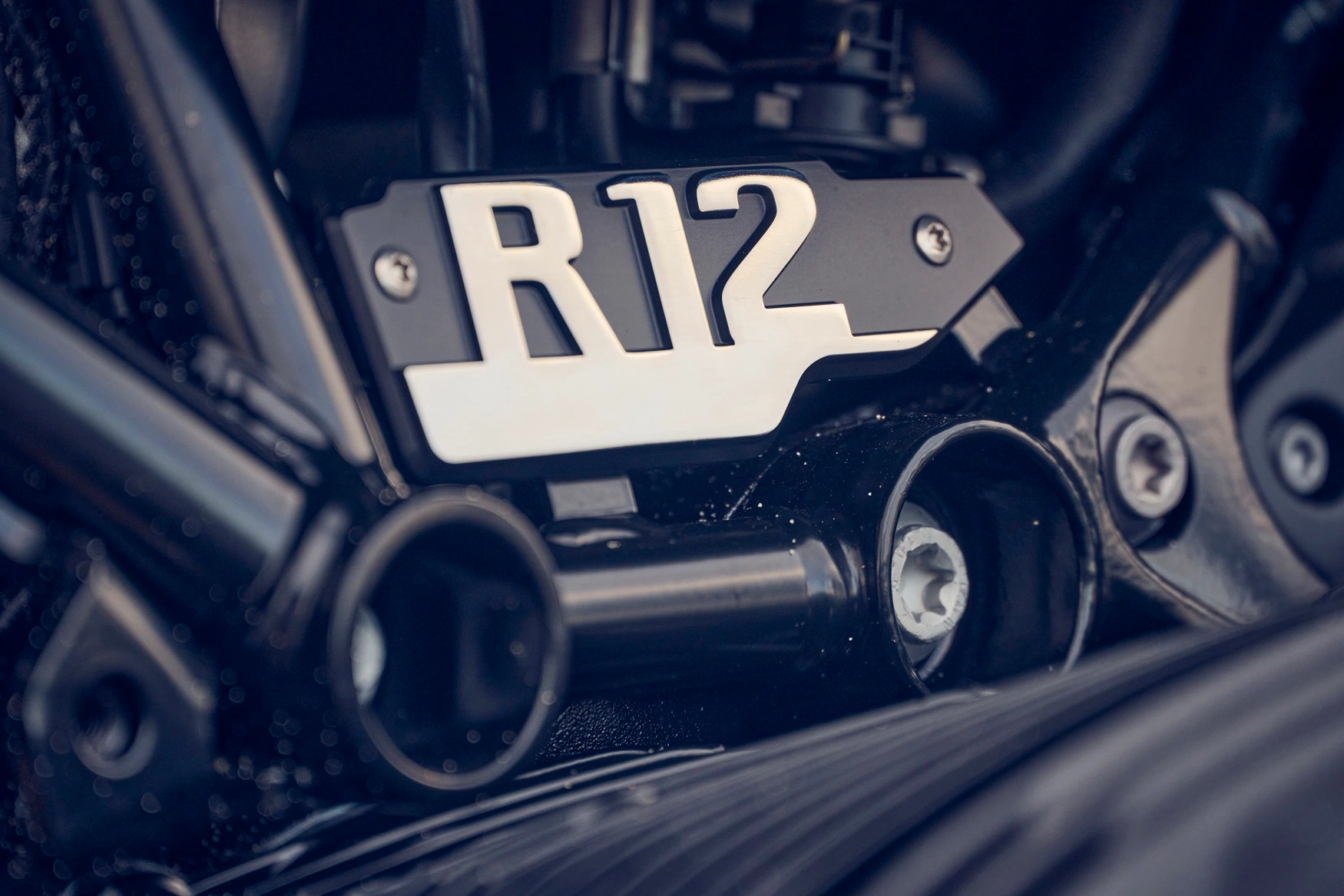 BMW lança duas novas motos: R12 e R12 NineT | Webmotors