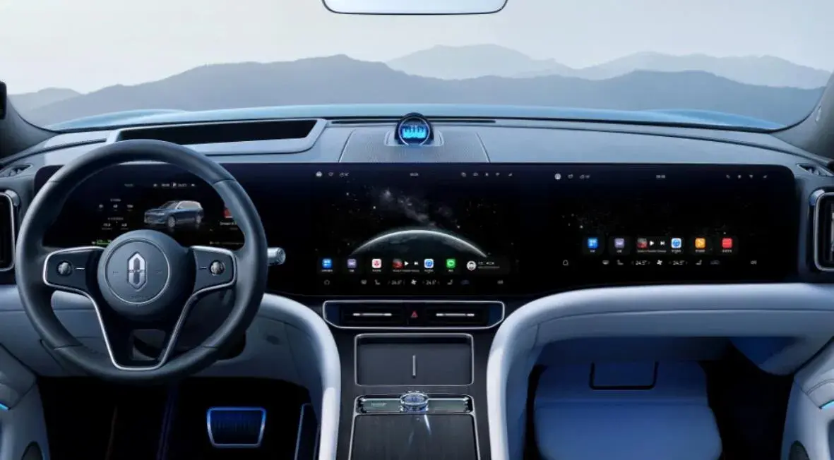 SUV chinês de luxo, Seres M9 chegará ao Brasil em 2024