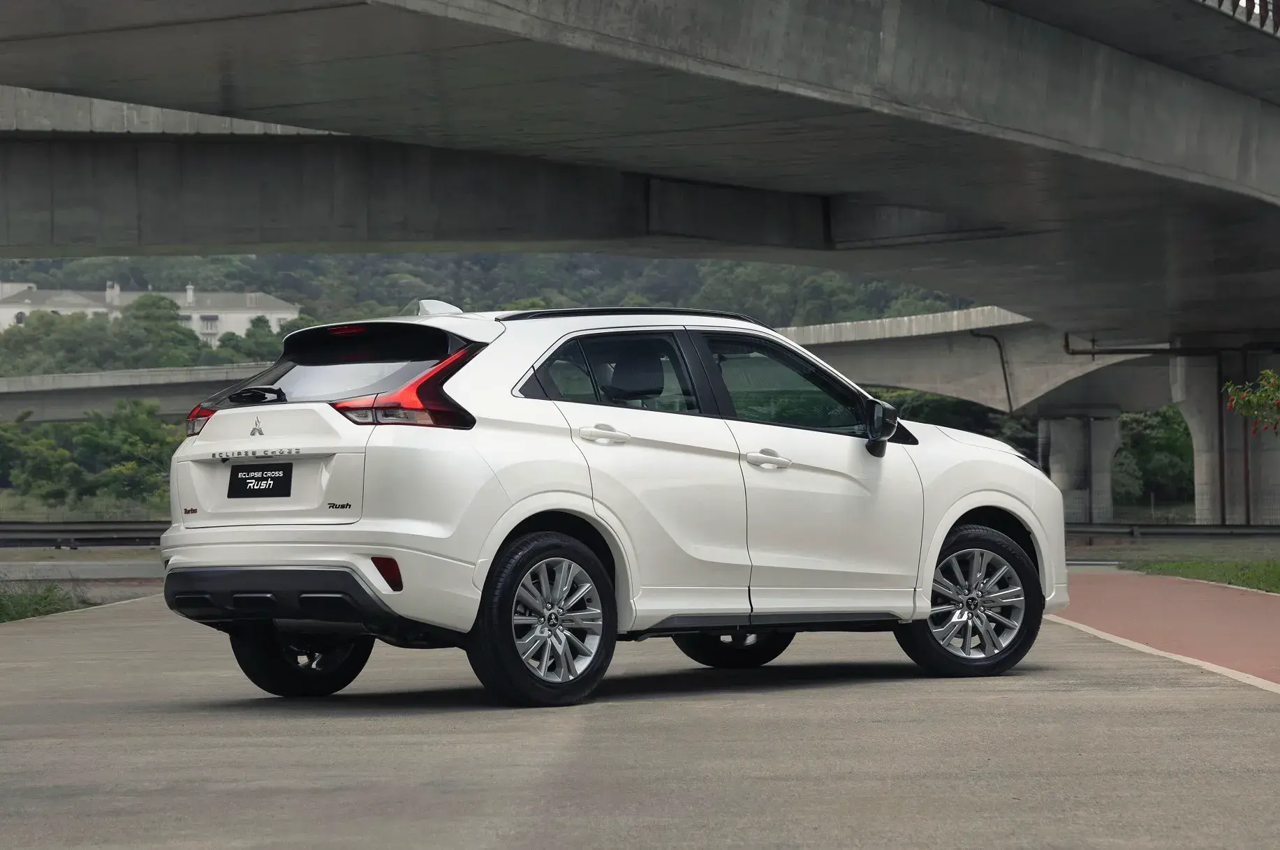 Mitsubishi Eclipse Cross ganha nova série especial | Webmotors