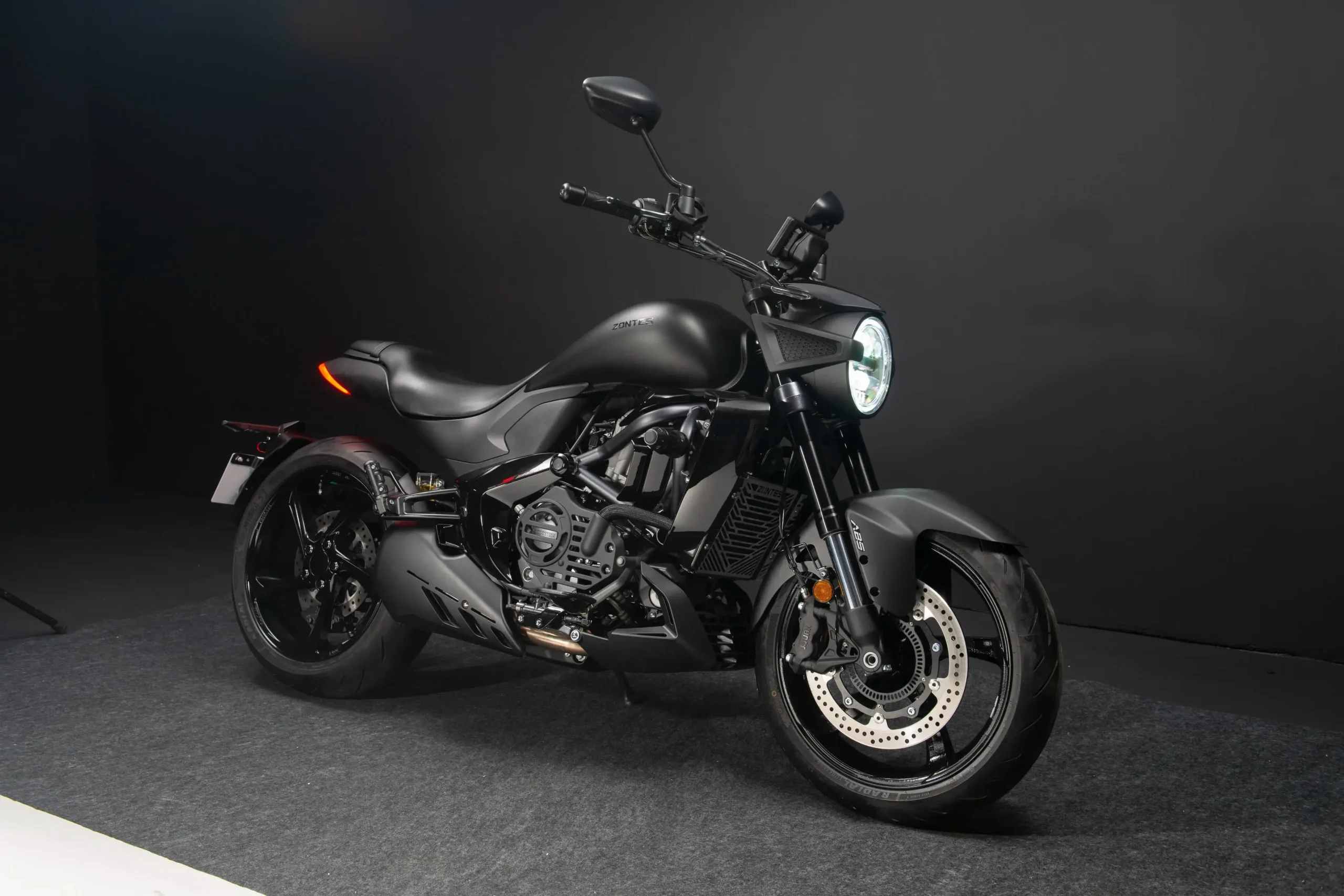 Zontes engata a sétima marcha no Brasil e apresenta lineup renovado e ...