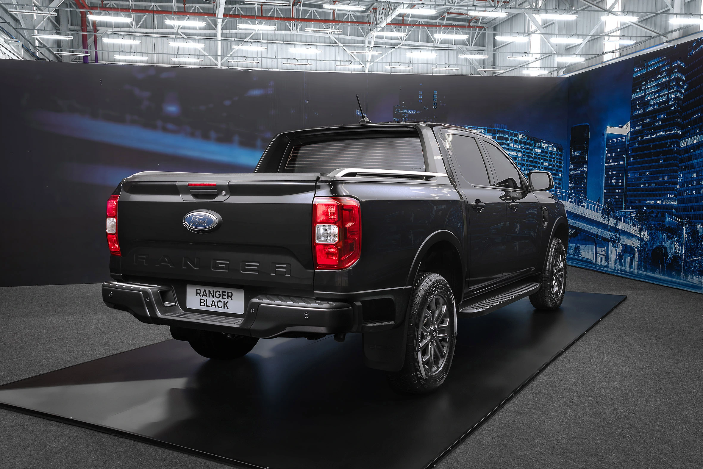 Ford Ranger Black: conheça 5 concorrentes da nova picape média