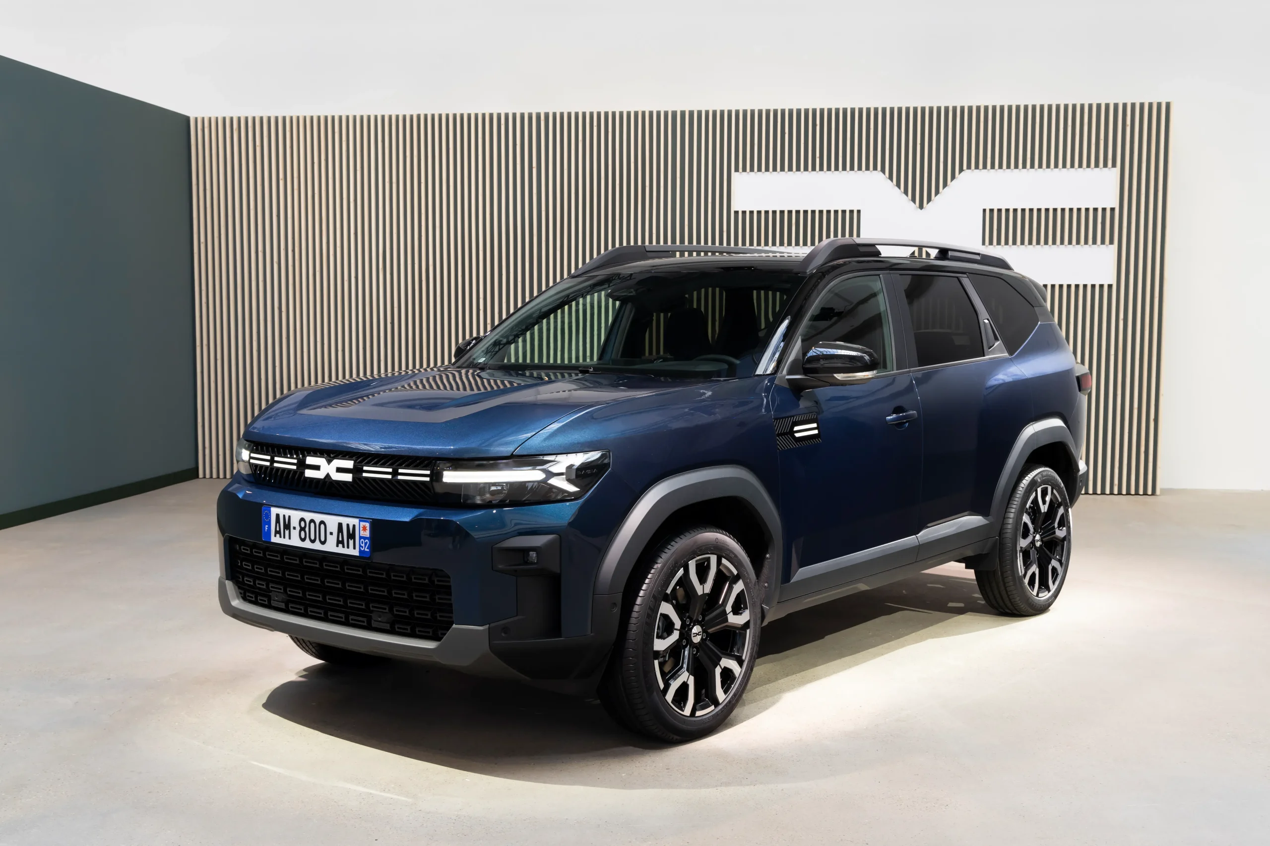 Dacia Bigster é revelado como o irmão maior do Duster