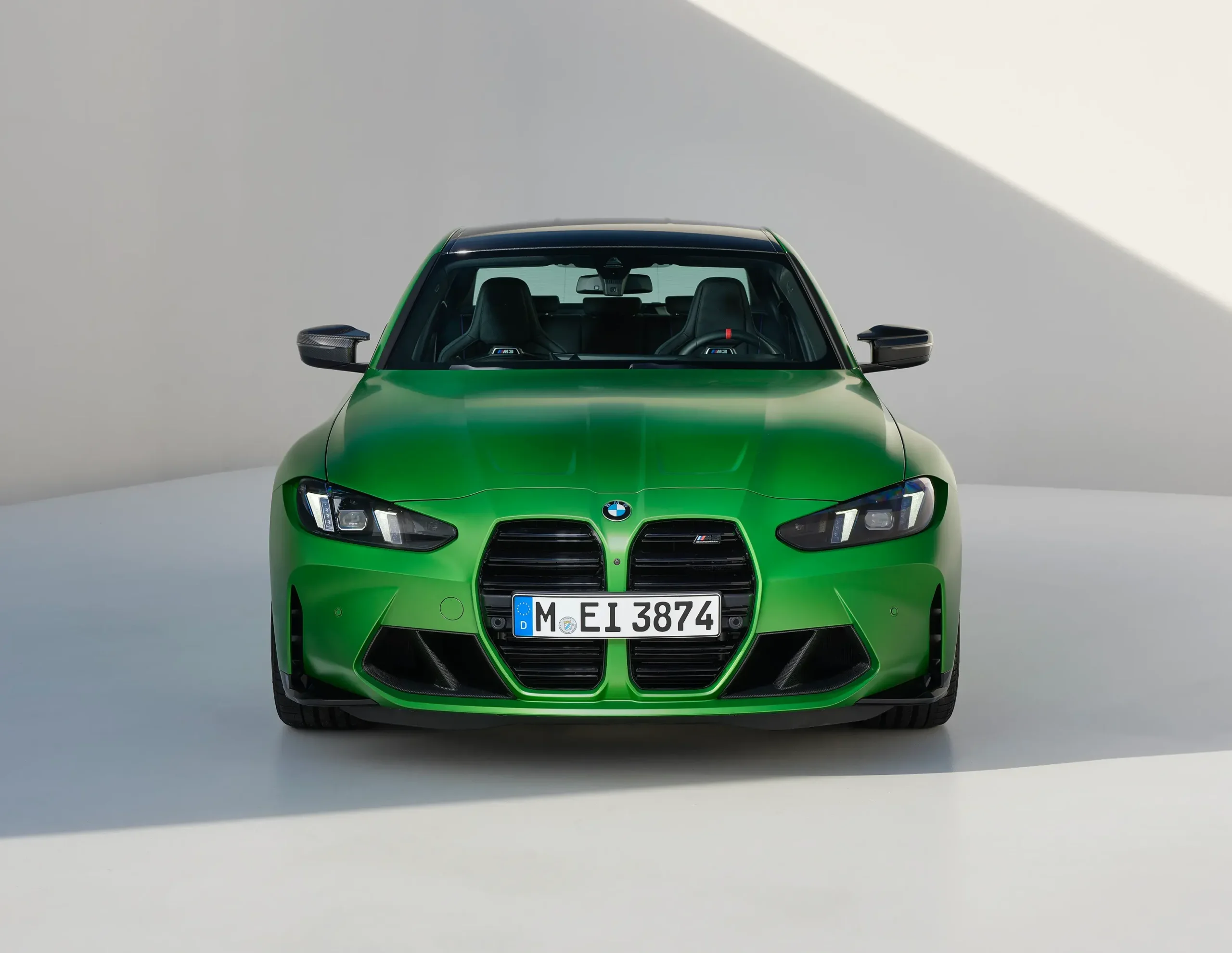 Novo BMW M3 chega ao Brasil em duas versões