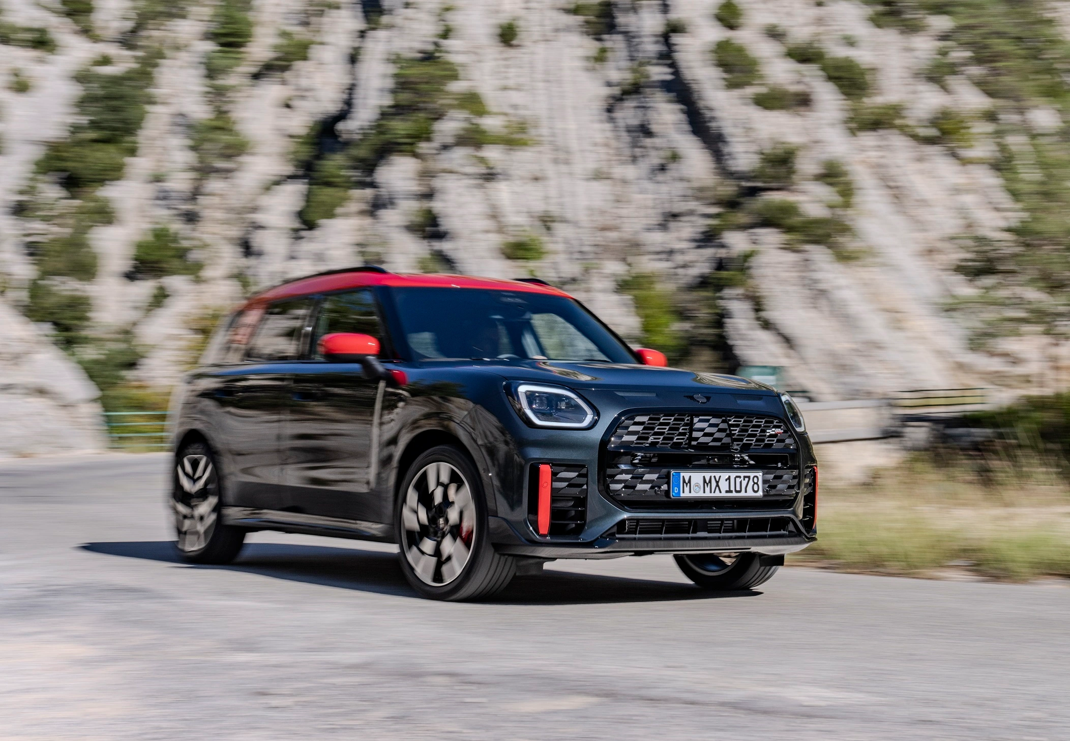 Mini traz o novo Countryman John Cooper Works ALL4 ao Brasil